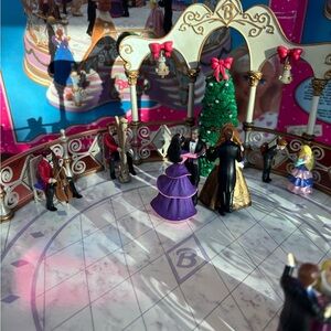 Barbie | Toys | Vintage 997 Barbie Holiday Dance Musical Ballroom ...
